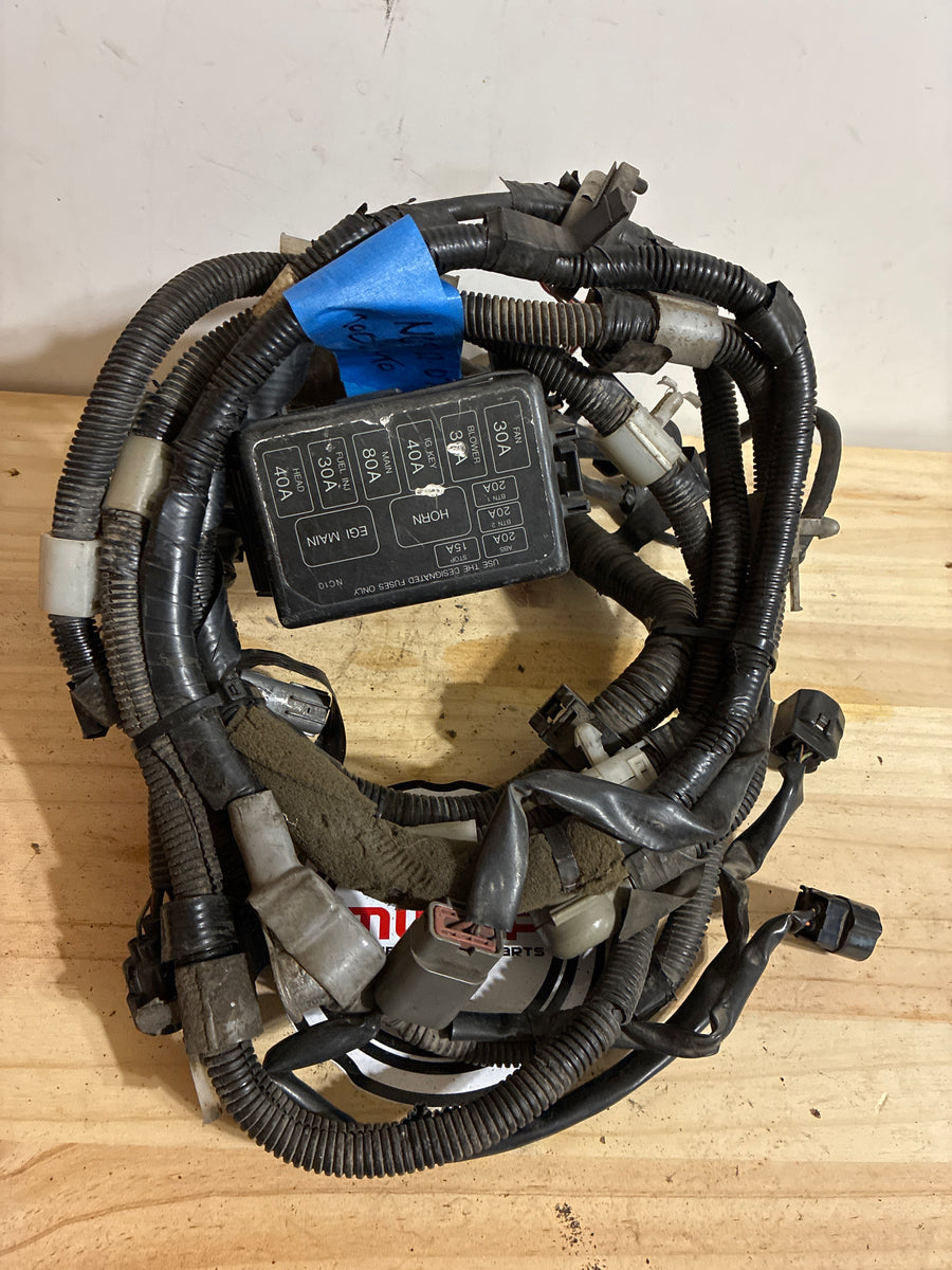 1999-2000 Mazda Miata Battery and Main Fuse Panel Wiring Harness NC53 ...